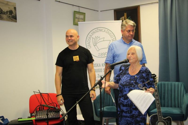 ..Dugoselska kronika.. - Promovirana nova zbirka pjesama Dragice Pjevac ...